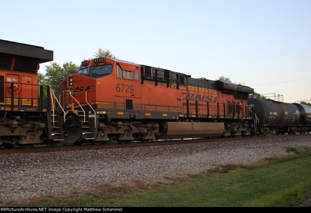 BNSF 6729